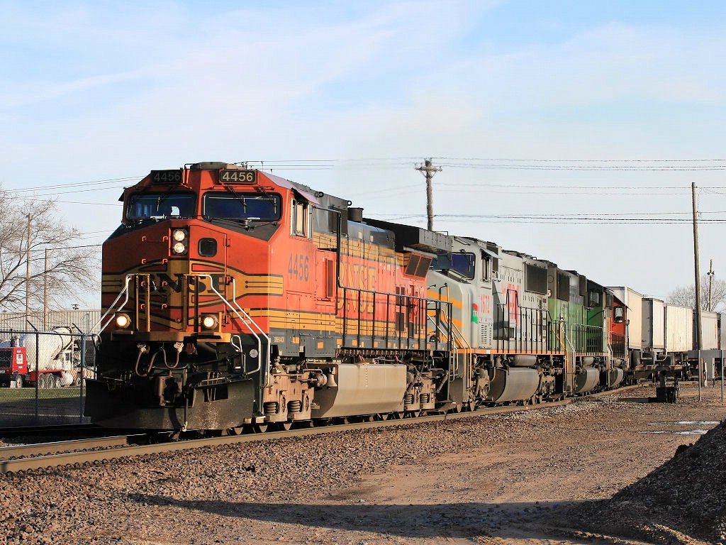 BNSF 4456